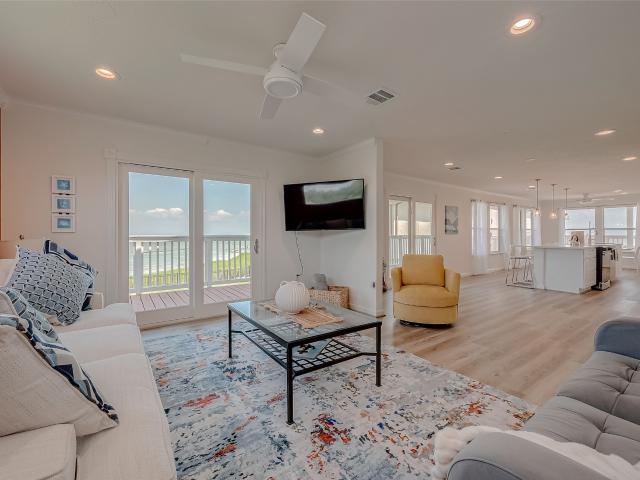 510 Surf Oaks Drive