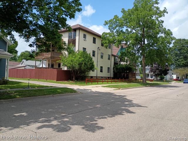 510 Pleasant Street # 6