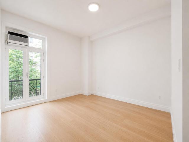 510 W 110th Street 3D
