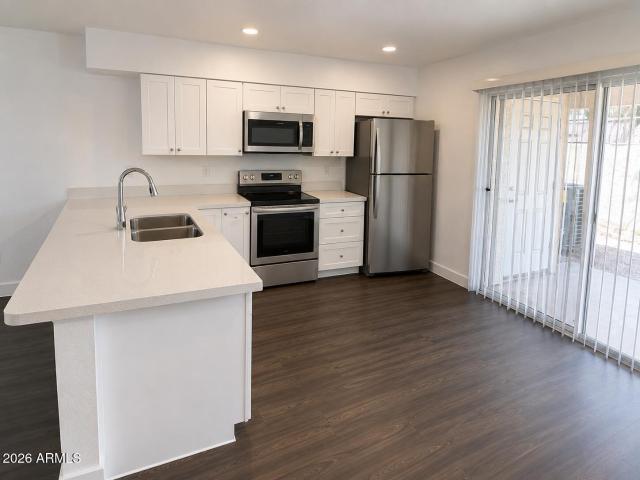 510 w university drive # 201