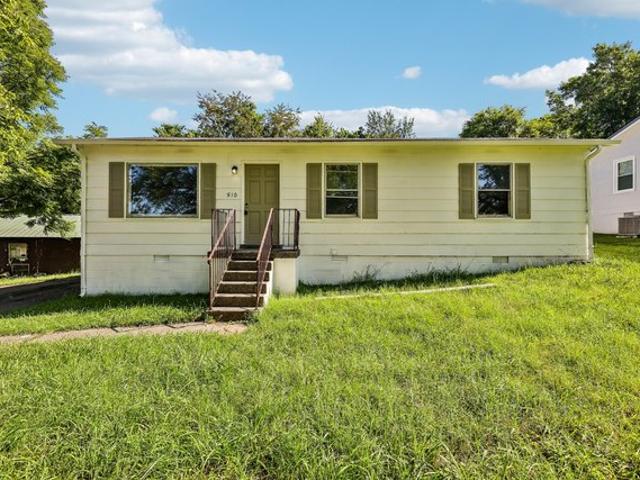 510 W Adams St, Woodbury, TN 37190