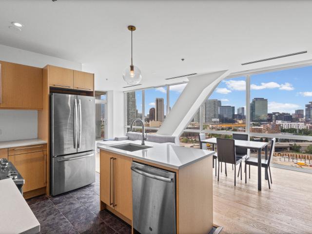 510 W Erie Street # 1303
