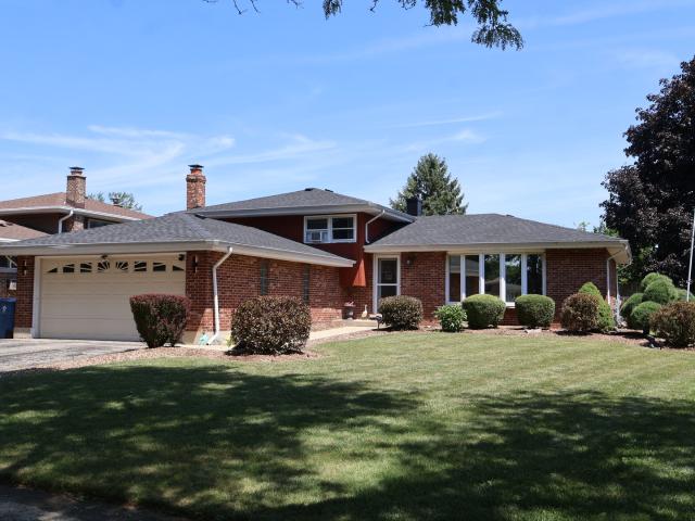 510 W Millns Court