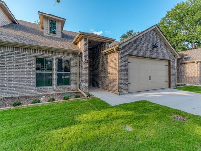 510 W Oak Street, Weatherford, TX 76086