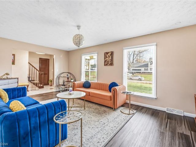510 W Regency Circle