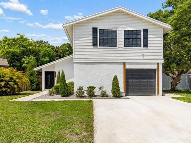 5114 Stonehaven Ct, Tampa, FL 33624