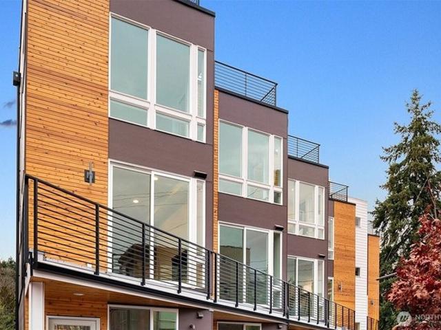 5114 24th Ave NE, Seattle, WA 98105