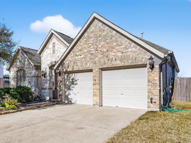 5115 Field Briar Lane