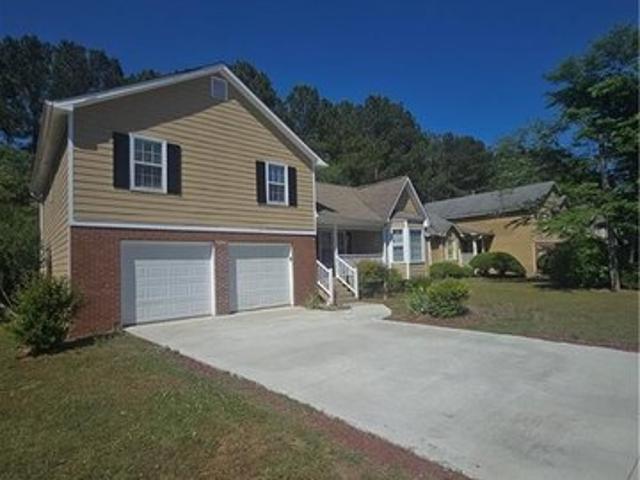 5115 Glendora Dr, Powder Springs, GA 30127