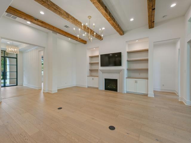 5115 Inverness Drive