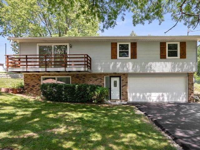 5115 Lorton Ave, Davenport, IA 52807