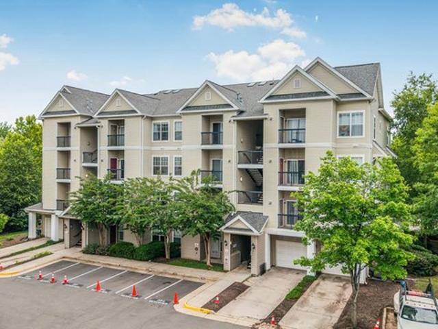 5115E Travis Edward Way Unit E, Centreville, VA 20120
