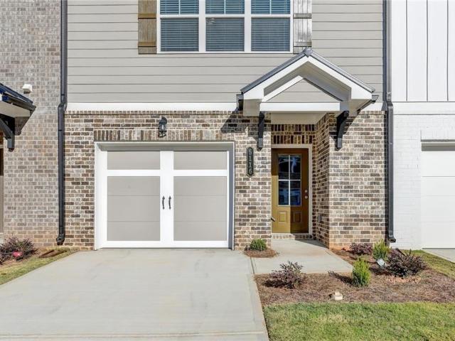 5116 Fox Den Road