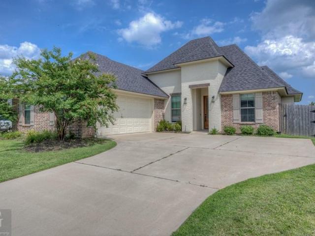 5116 Tensas Dr, Bossier City, LA 71111