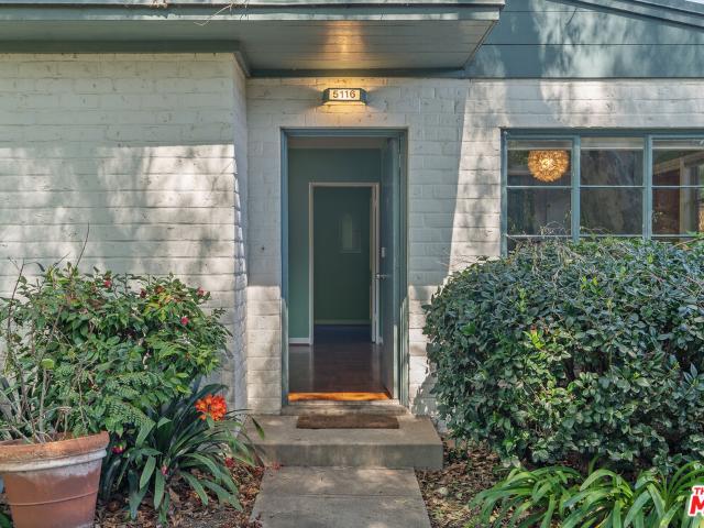 5116 Village Green, Los Angeles, CA 90016 | MLS #26664 | Compass