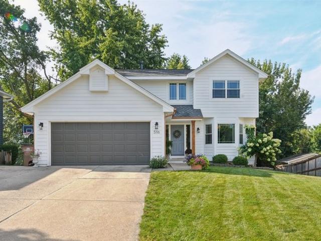 5116 Wistful Vista Dr, West Des Moines, IA 50265