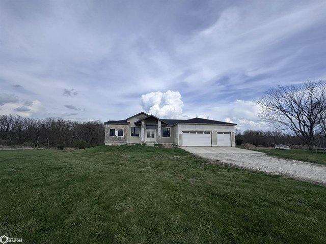51174 th Trl, Chariton, IA 50049