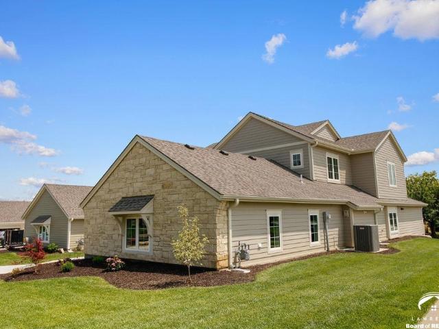 5117 Parker Ct, Lawrence, KS 66049 | MLS #165062 | Compass