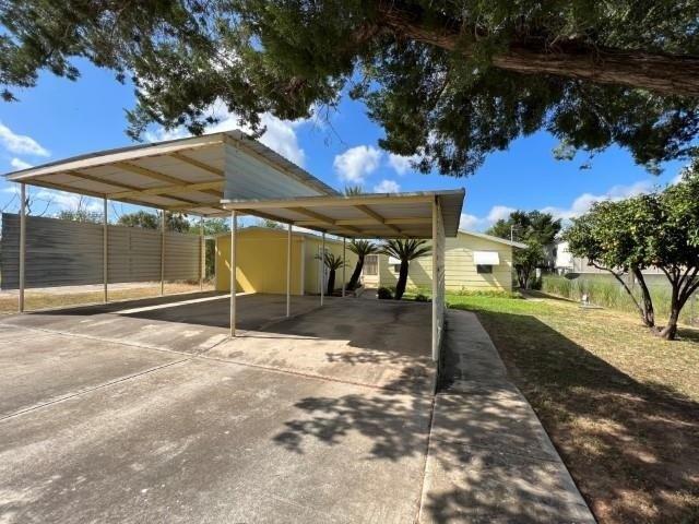 5117 Siesta Ln, Zapata, TX 78076