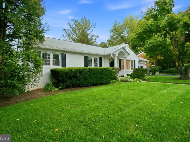 5117 Williamsburg Boulevard