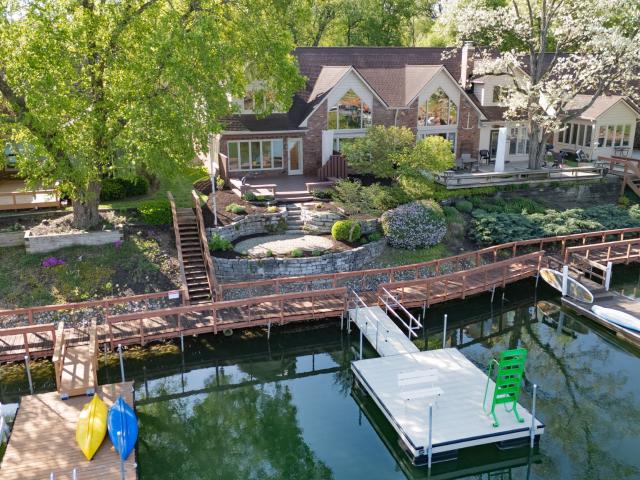 5118 Boardwalk Pl, Indianapolis, IN 46220 | MLS #22095 | Compass