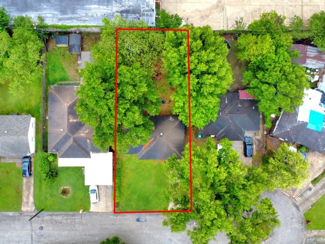 5118 Ditmas Lane