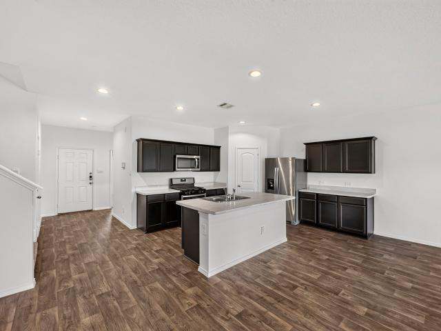 5118 Dove Hill Lane