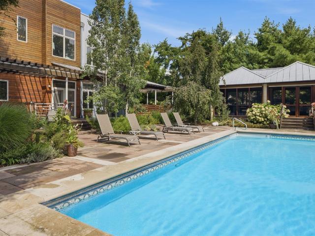 51108 Lake Park Drive