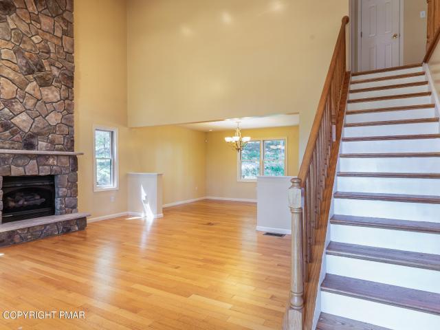 5110 Oak Lane