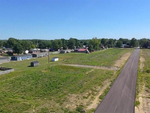 5110 Cambridge Dr, Owensboro, KY 42303
