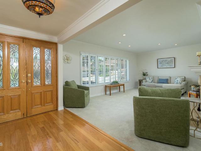 5110 Daver Ave, La Crescenta, CA 91214 | MLS #P1 26902 | Compass