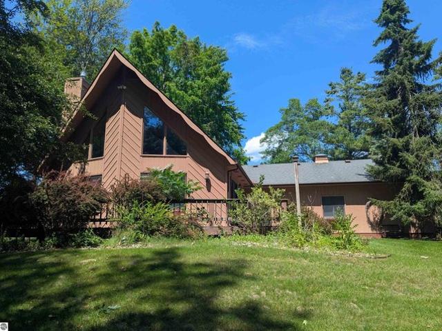 5110 E Huron Breeze Dr, Au Gres, MI 48703