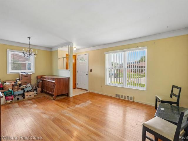 5110 Lyons Circle