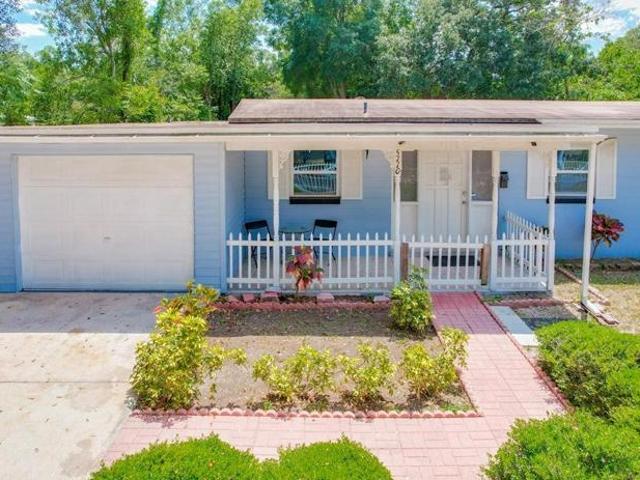 5110 St Thomas Pl, Orlando, FL 32808