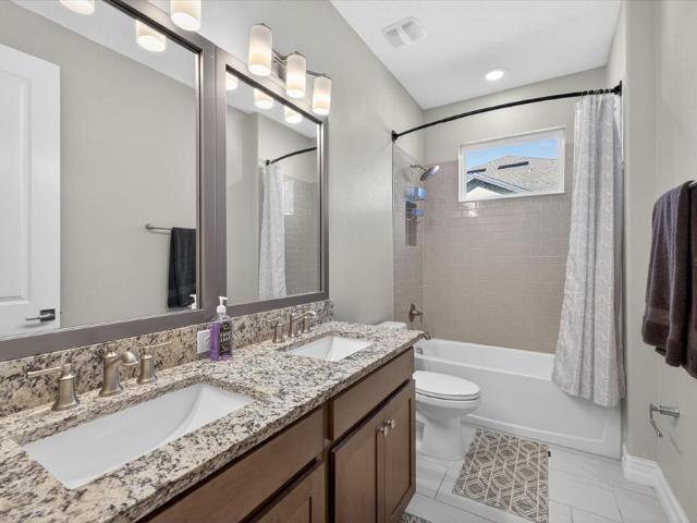 5110 San Martino Dr, Wesley Chapel, FL 33543 | MLS #TB8466