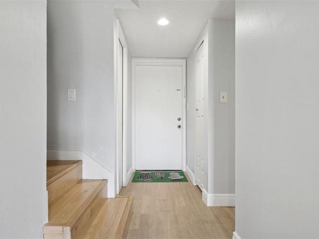 5110 Tennis Ct Cir, Unit 86, Tampa, FL 33617 | MLS #TB8466 | Compass