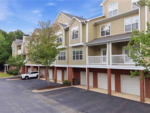 5110 Woodland Lane