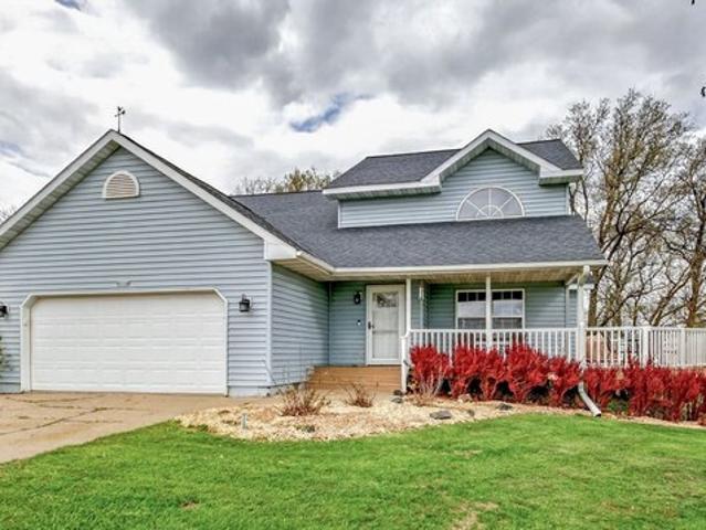 51116 Oak Ridge Rd, Osseo, WI 54758