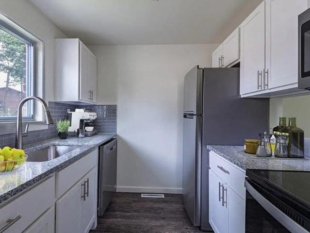 5111 Ball Rd, Syracuse, NY 13215