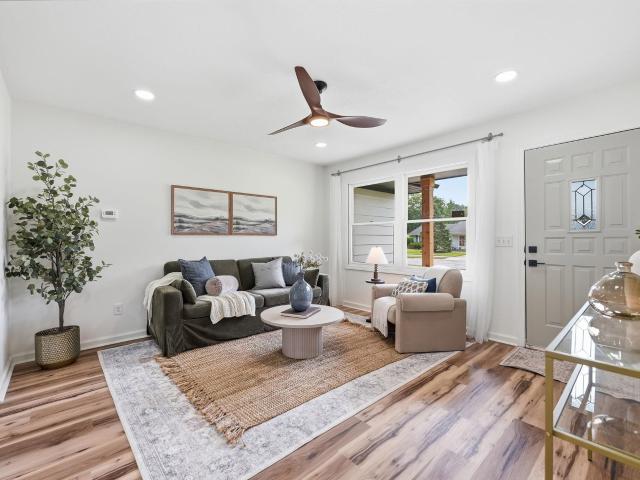 5111 Camelot Drive