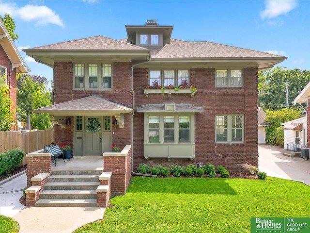 5111 Cass St, Omaha, NE 68132