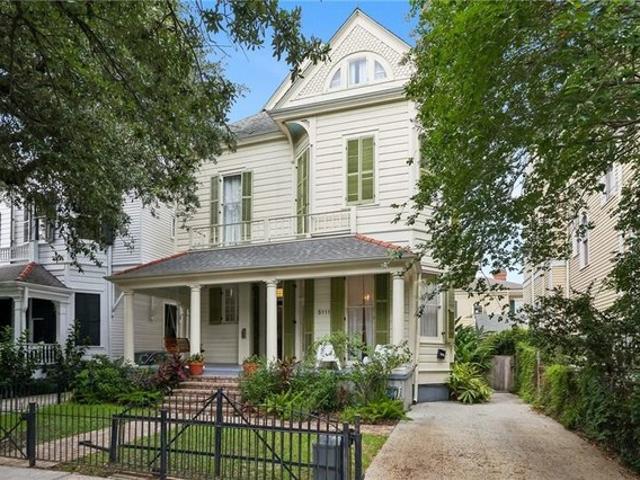 5111 Prytania St, New Orleans, LA 70115