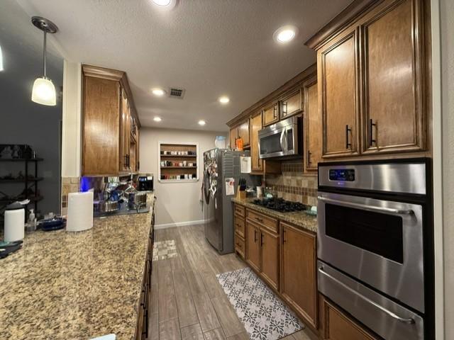 5111 Regal Pine Way