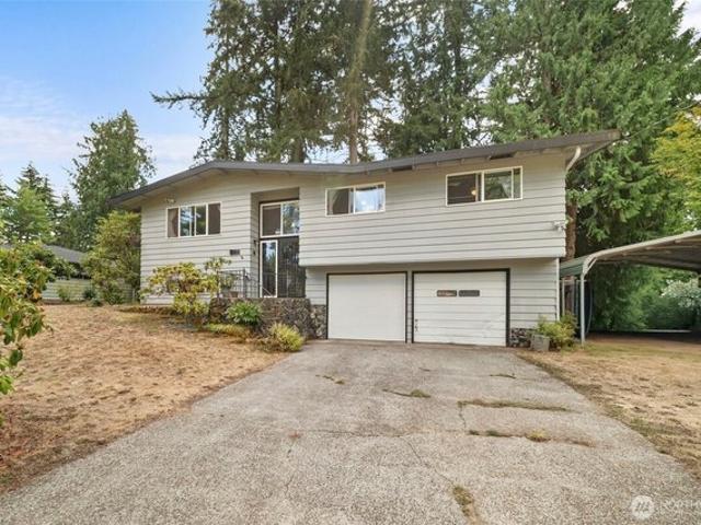5111 21st Ave SE, Lacey, WA 98503