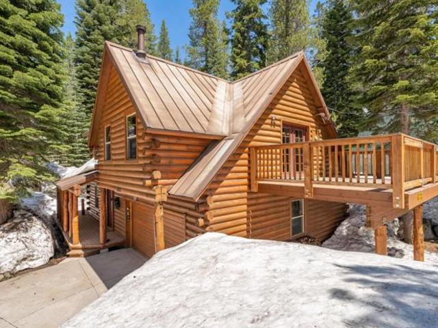 51122 Conifer Dr, Soda Springs, CA 95728