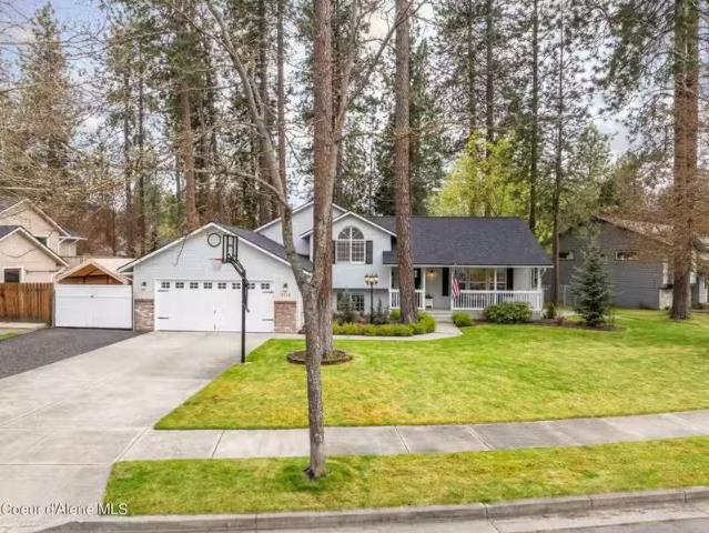5112 E SHORE CV, POST FALLS, ID 83854 Single Family Residence.