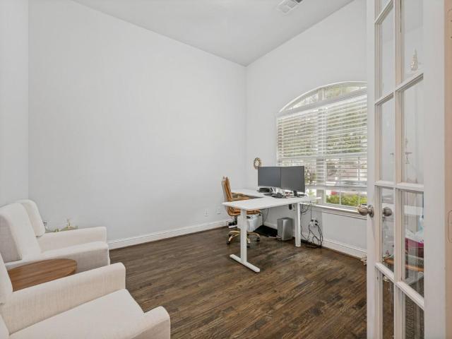 5112 Engleswood Trail