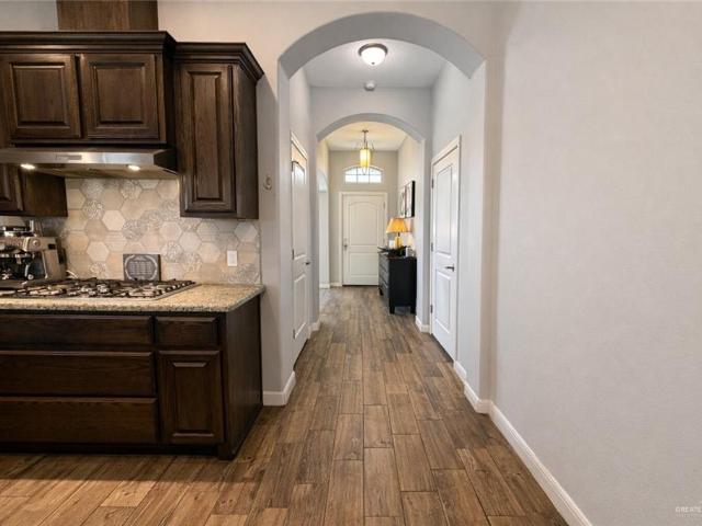 5112 Escondido Pass