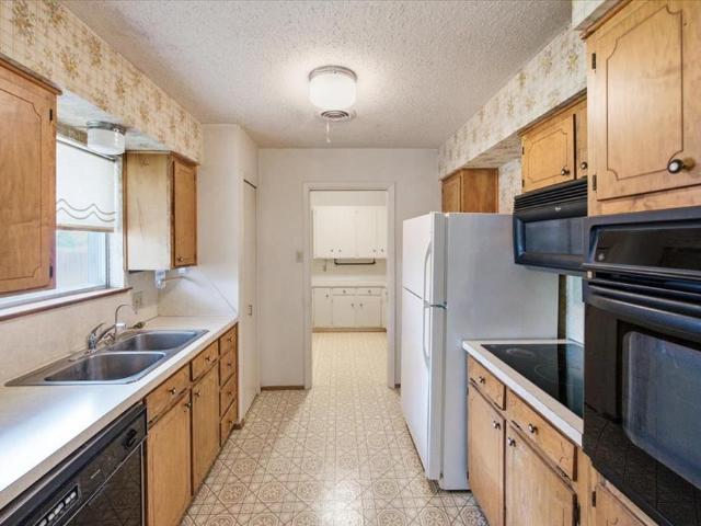 5112 Lake Placid Place