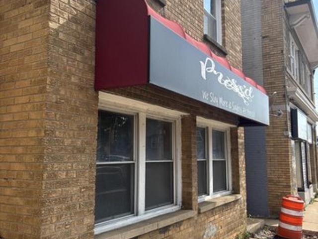 5112 W Center St, Milwaukee, WI 53210